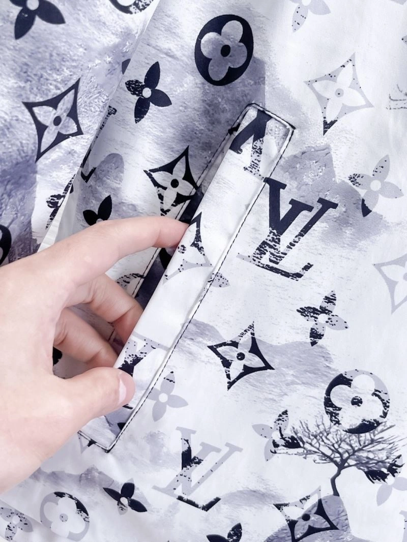 Official Louis Vuitton Outwear