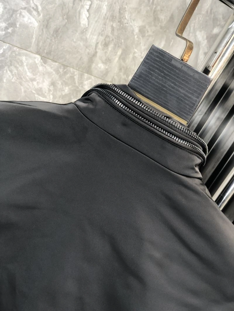 Official Louis Vuitton Outwear