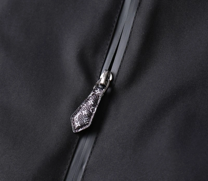 High accuracy Louis Vuitton Outwear