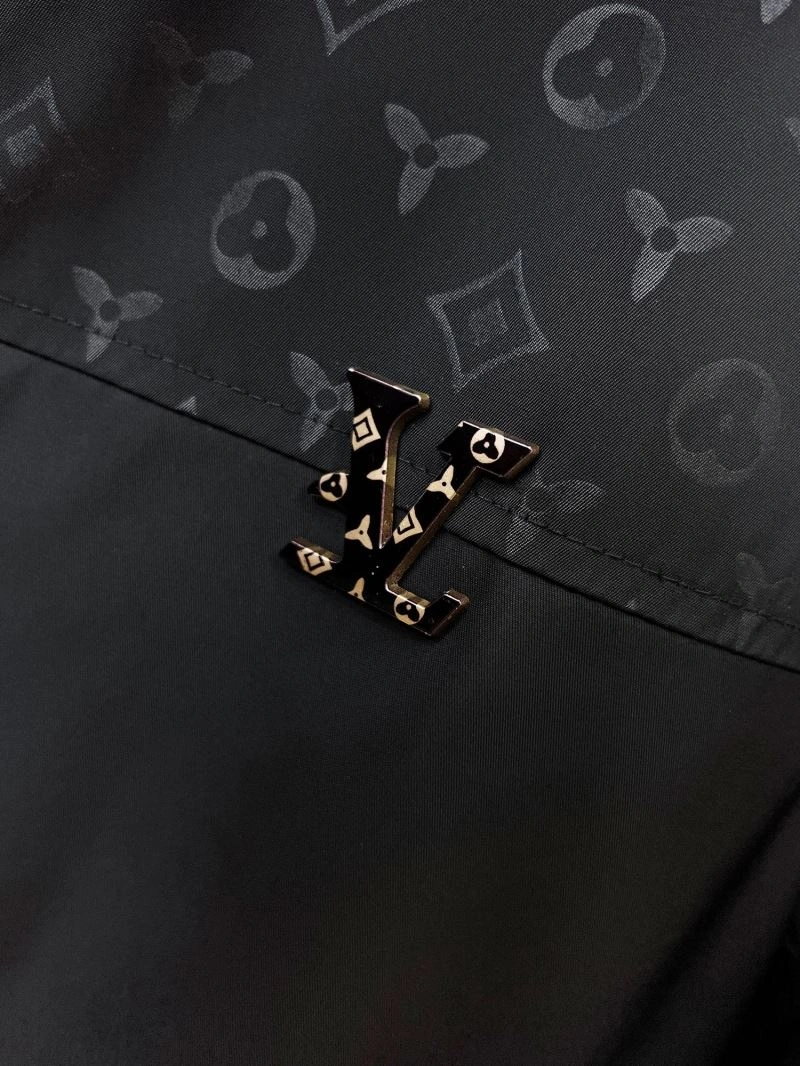High accuracy Louis Vuitton Outwear
