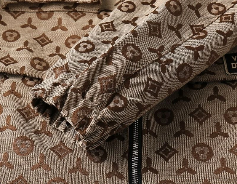 Top match Louis Vuitton Outwear