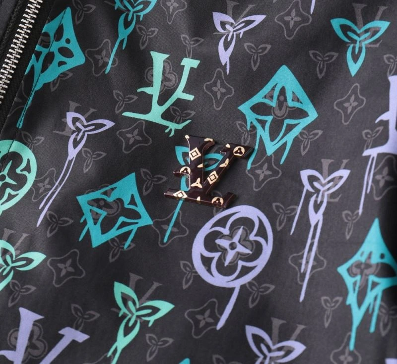 High accuracy Louis Vuitton Outwear