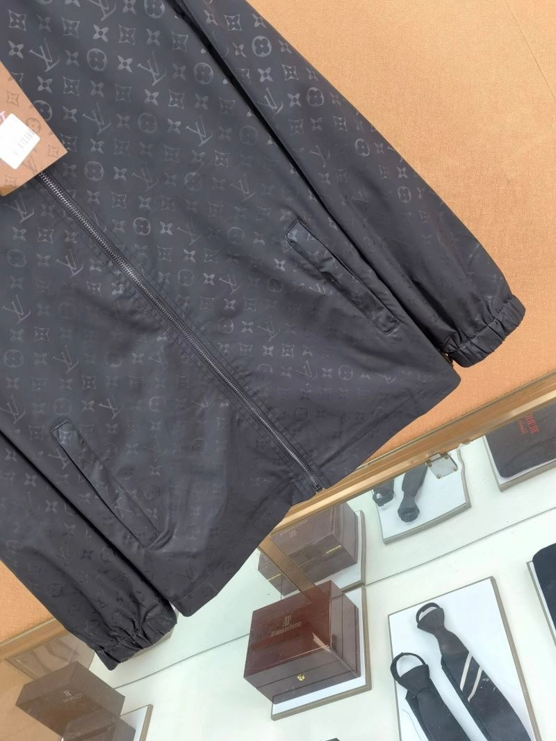 Inexpensive Louis Vuitton Outwear