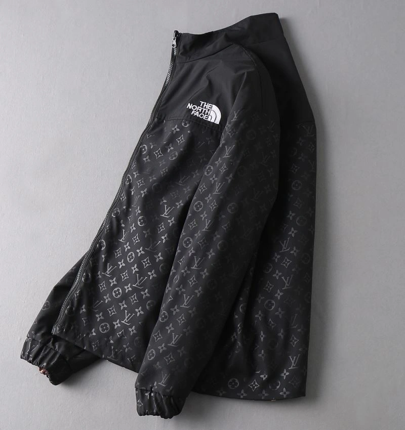Bargain Louis Vuitton Outwear