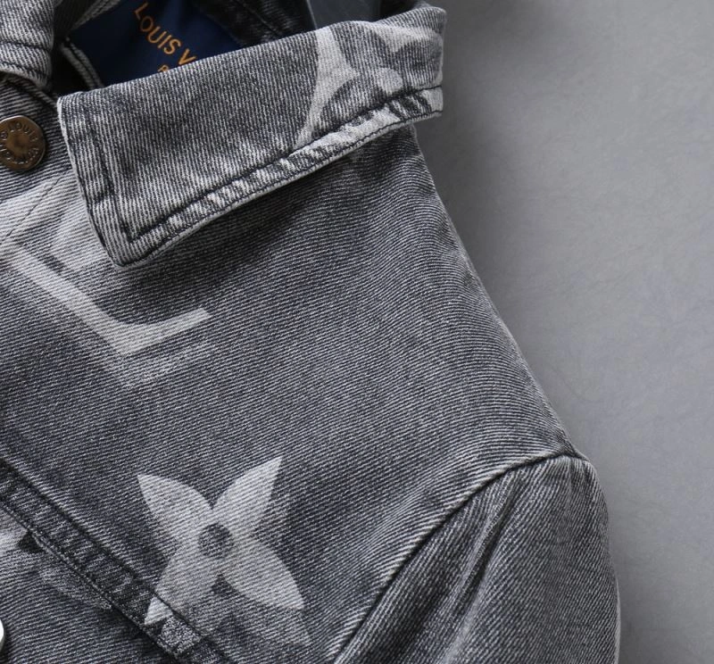 Economical Louis Vuitton Outwear