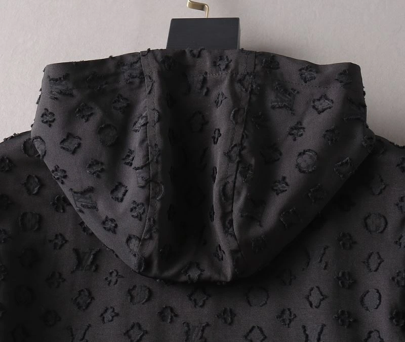 Accurate model Louis Vuitton Outwear
