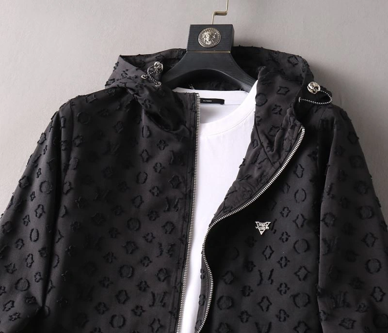 Accurate model Louis Vuitton Outwear