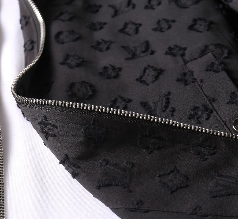 Accurate model Louis Vuitton Outwear