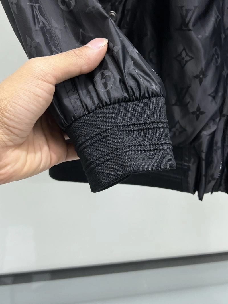 Legit Louis Vuitton Outwear