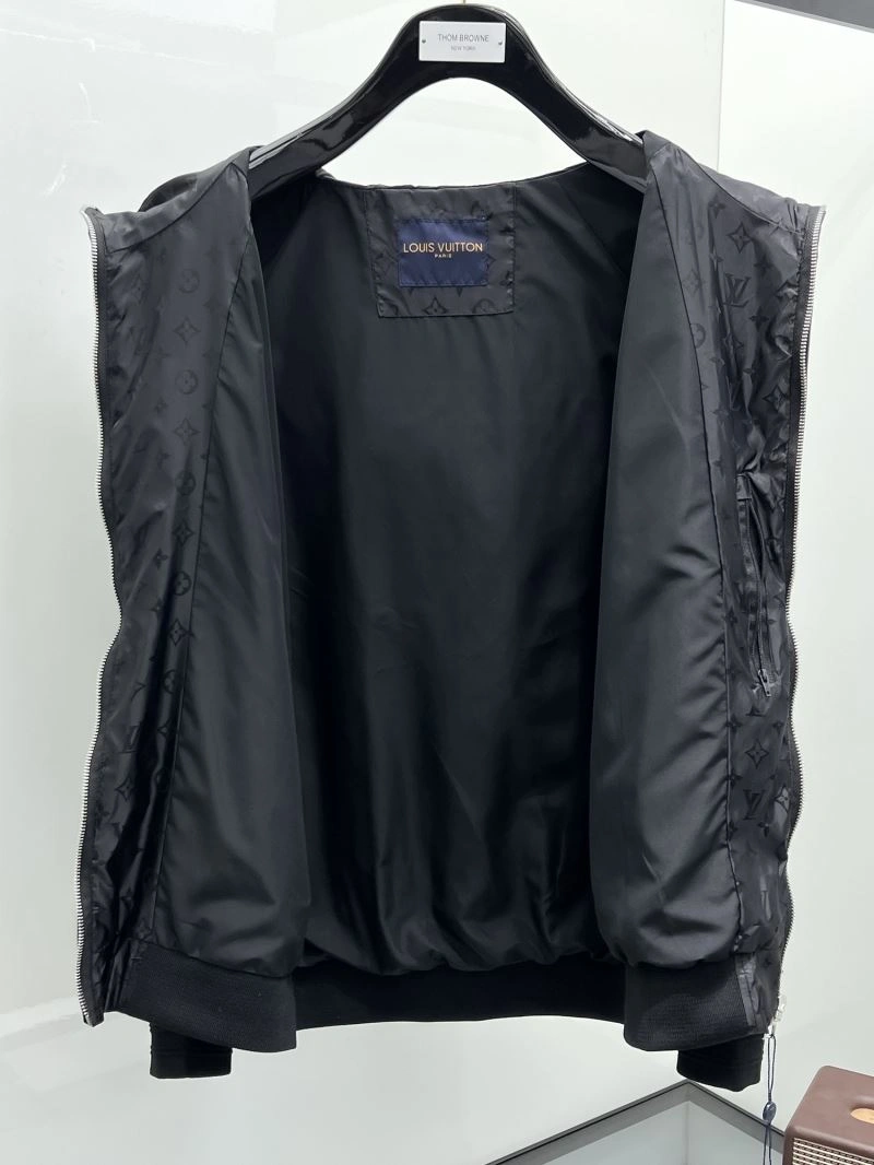 Legit Louis Vuitton Outwear
