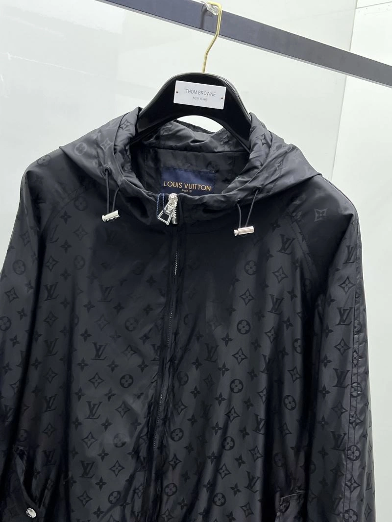 Legit Louis Vuitton Outwear