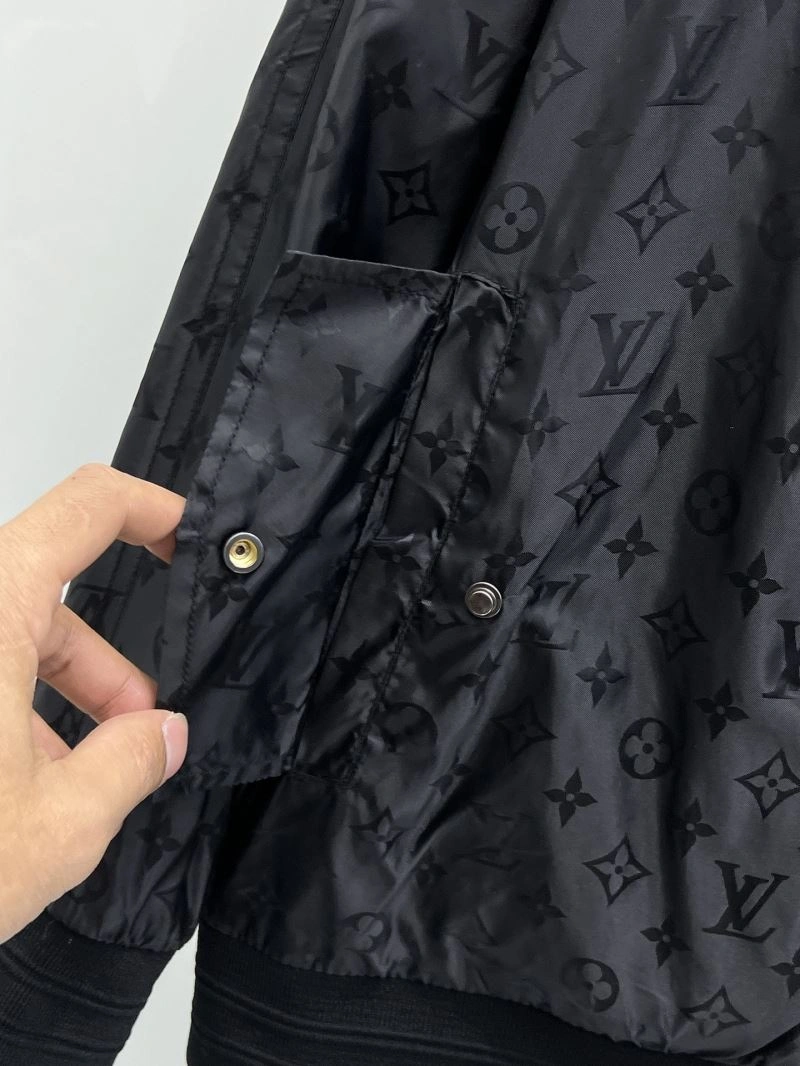 Legit Louis Vuitton Outwear