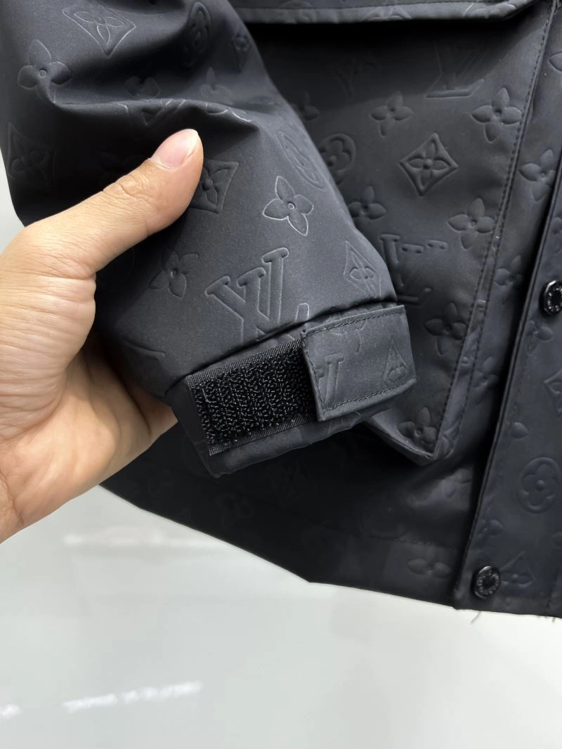 High accuracy Louis Vuitton Outwear