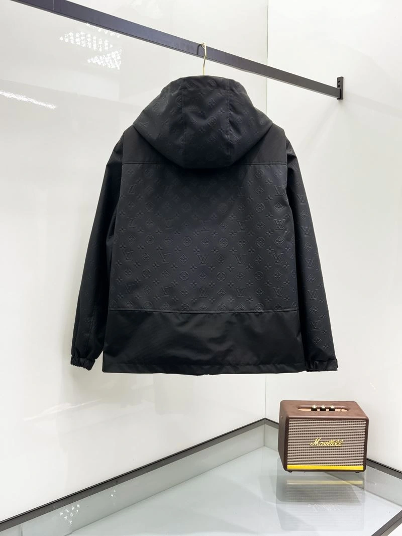 High accuracy Louis Vuitton Outwear
