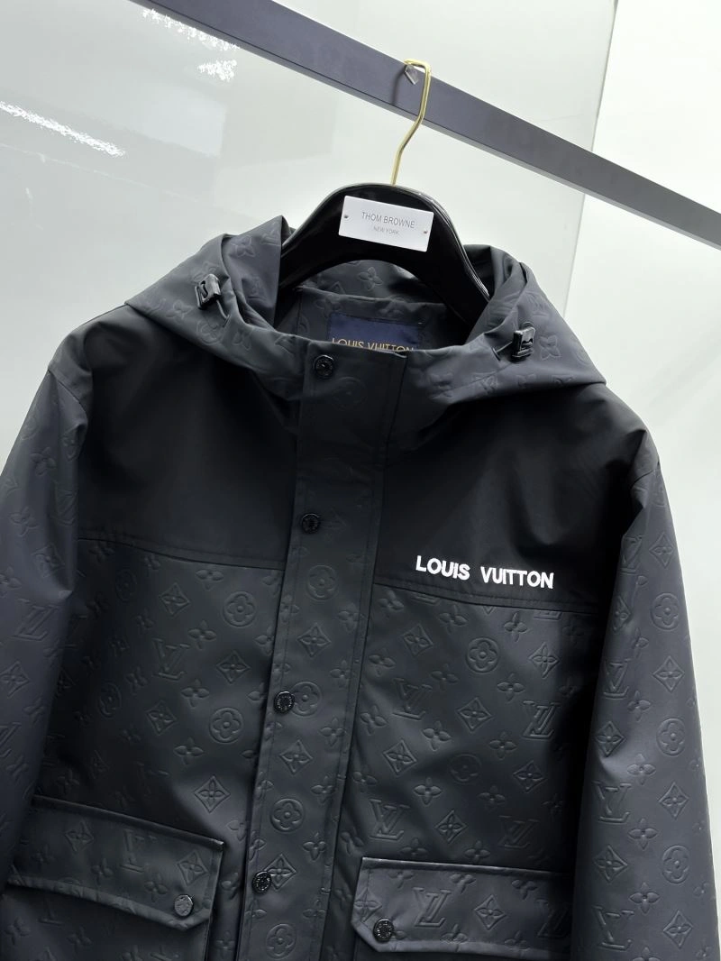 High accuracy Louis Vuitton Outwear