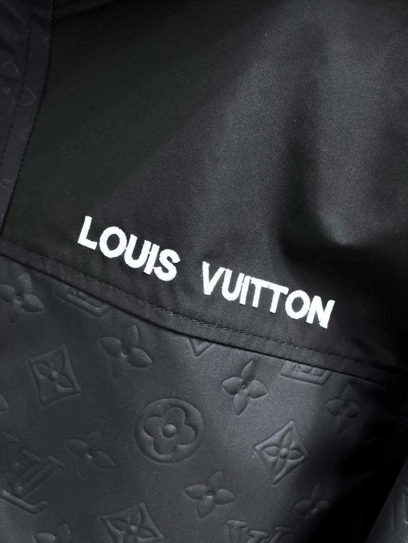 High accuracy Louis Vuitton Outwear