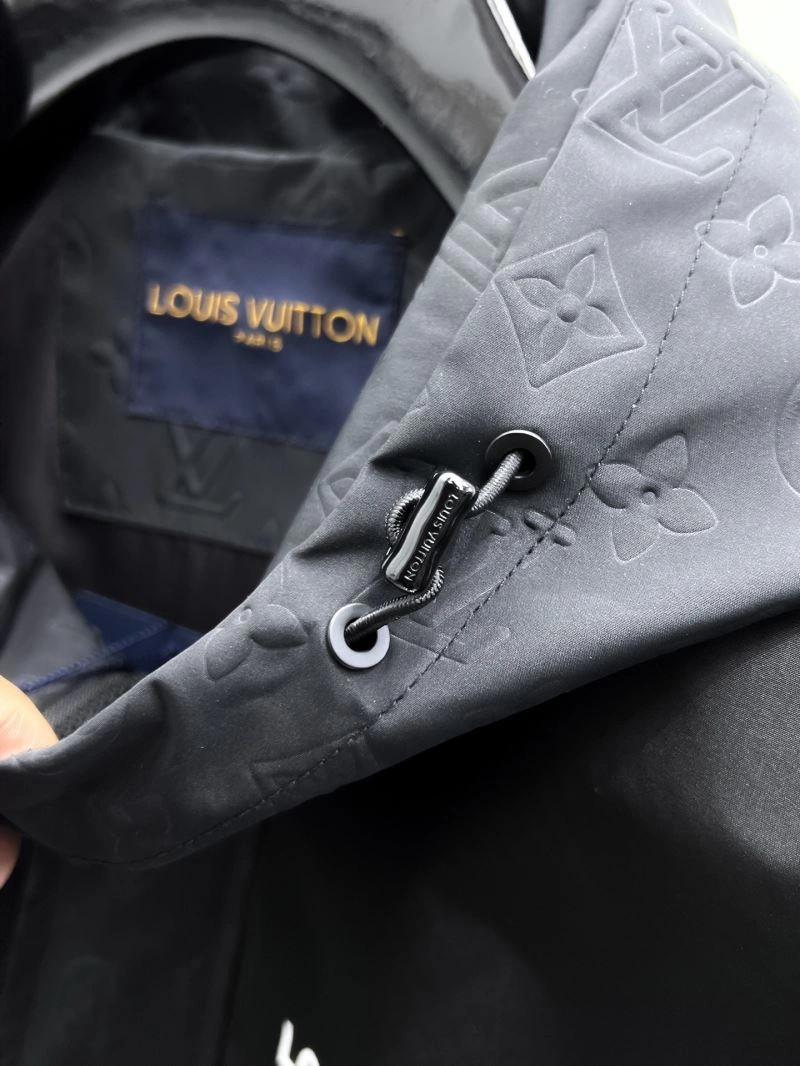 High accuracy Louis Vuitton Outwear
