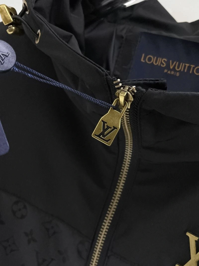 Low-cost Louis Vuitton Outwear