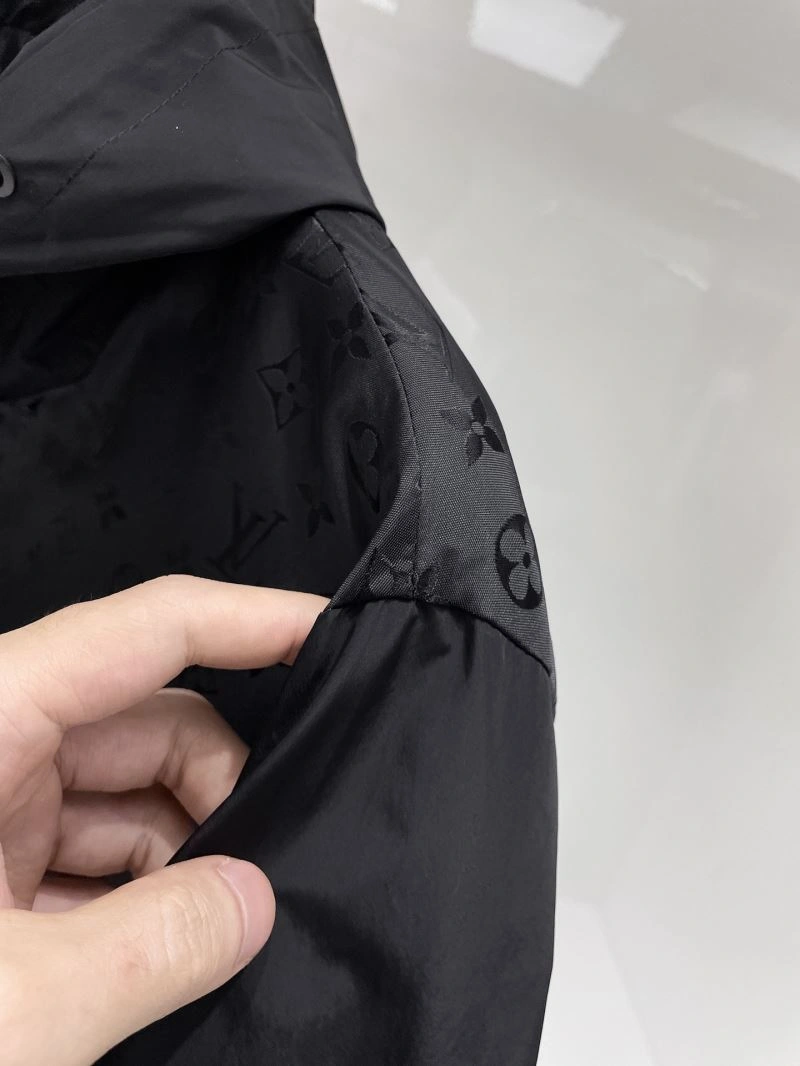 Bargain Louis Vuitton Outwear