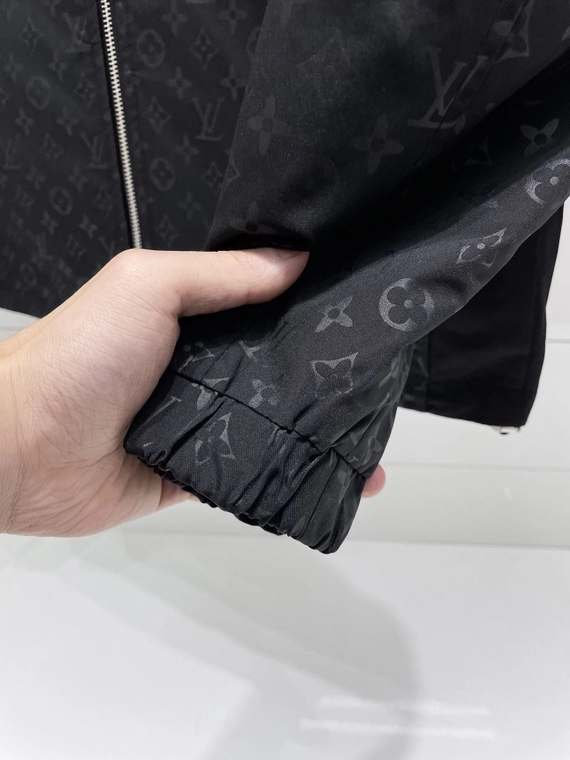 High fidelity Louis Vuitton Outwear
