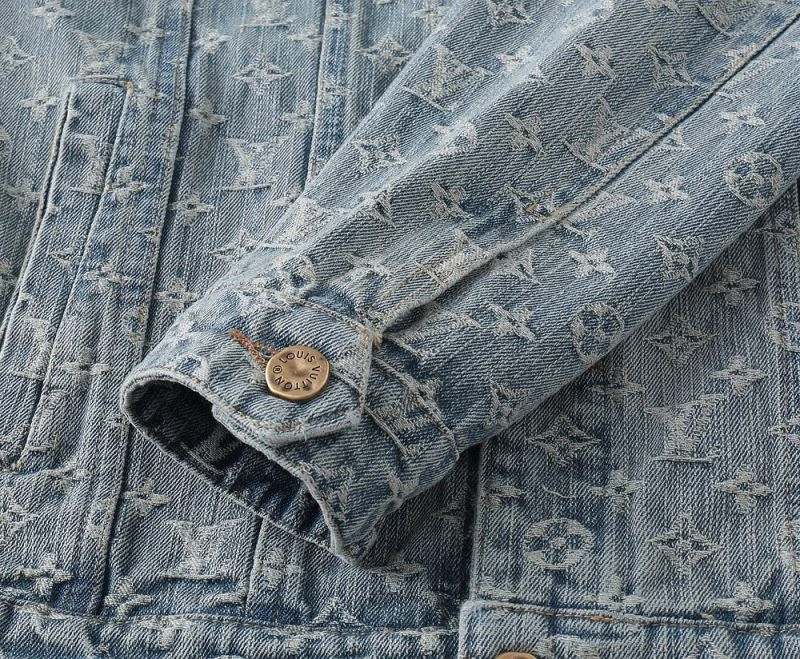 Discounted Louis Vuitton Outwear