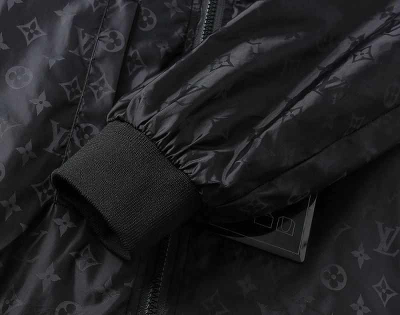 Official Louis Vuitton Outwear