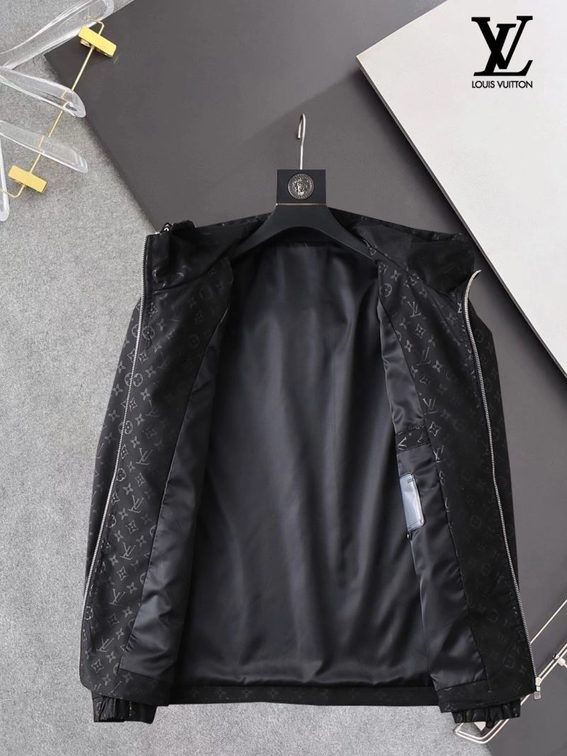 High accuracy Louis Vuitton Outwear