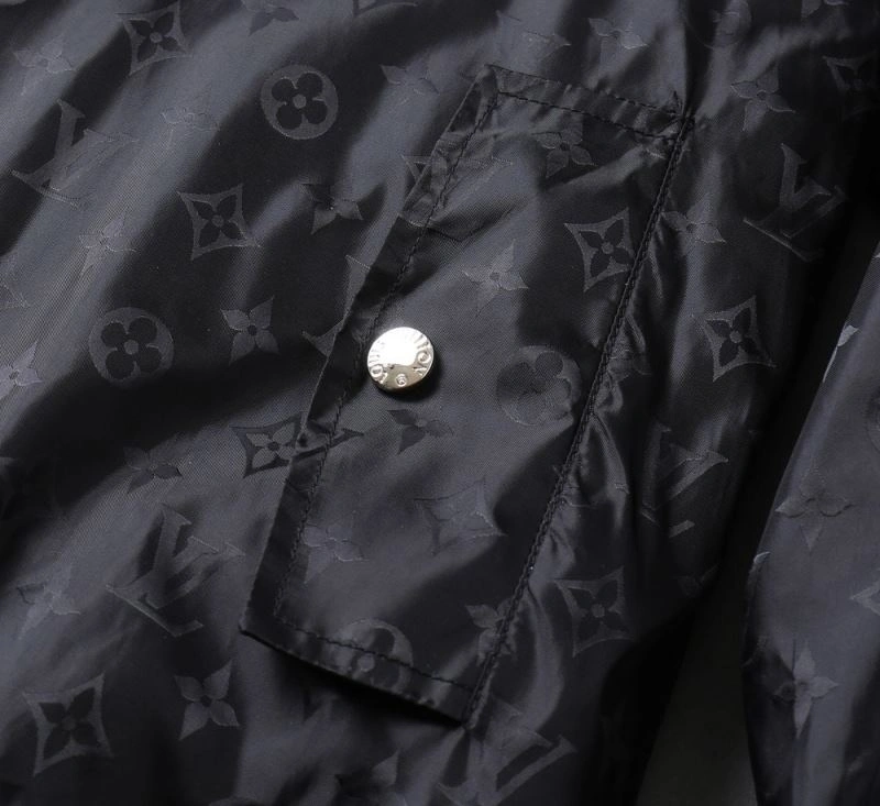 High fidelity Louis Vuitton Outwear
