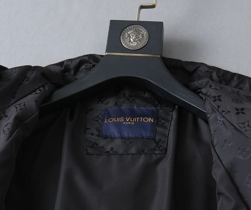 High fidelity Louis Vuitton Outwear
