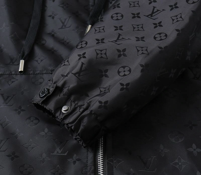High fidelity Louis Vuitton Outwear