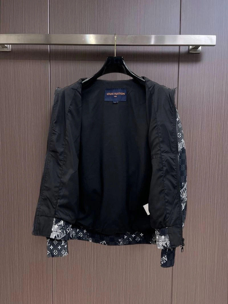 Real Louis Vuitton Outwear