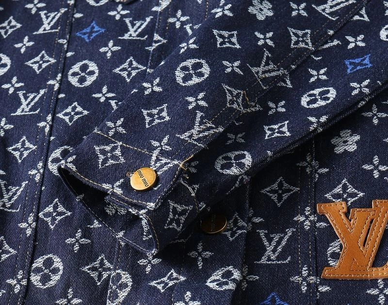 High fidelity Louis Vuitton Outwear