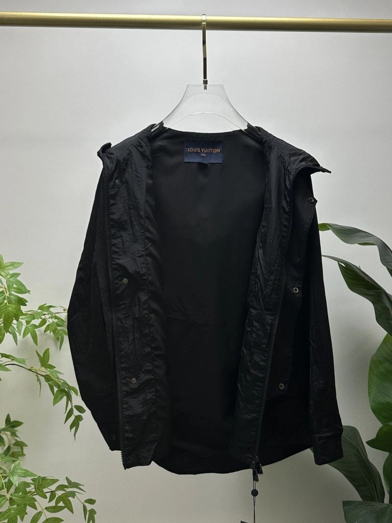 High fidelity Louis Vuitton Outwear