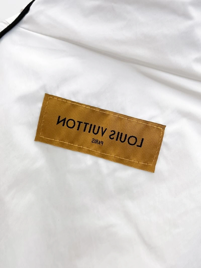 Top match Louis Vuitton Outwear