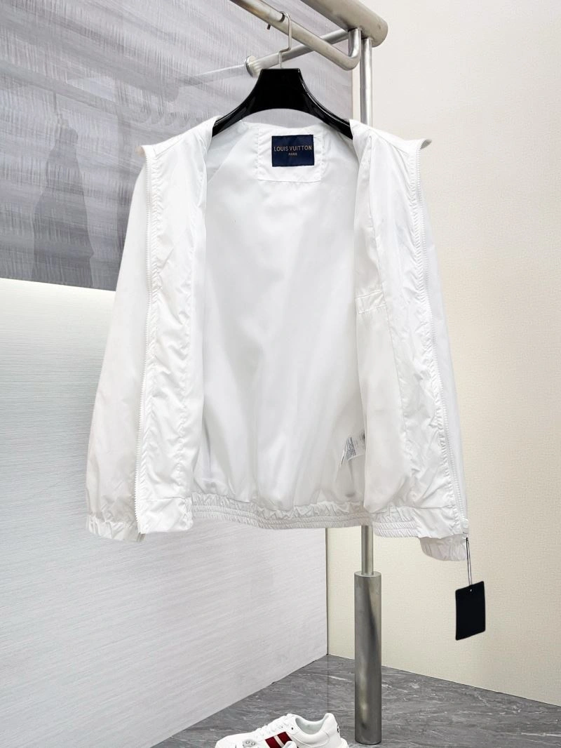 Top match Louis Vuitton Outwear