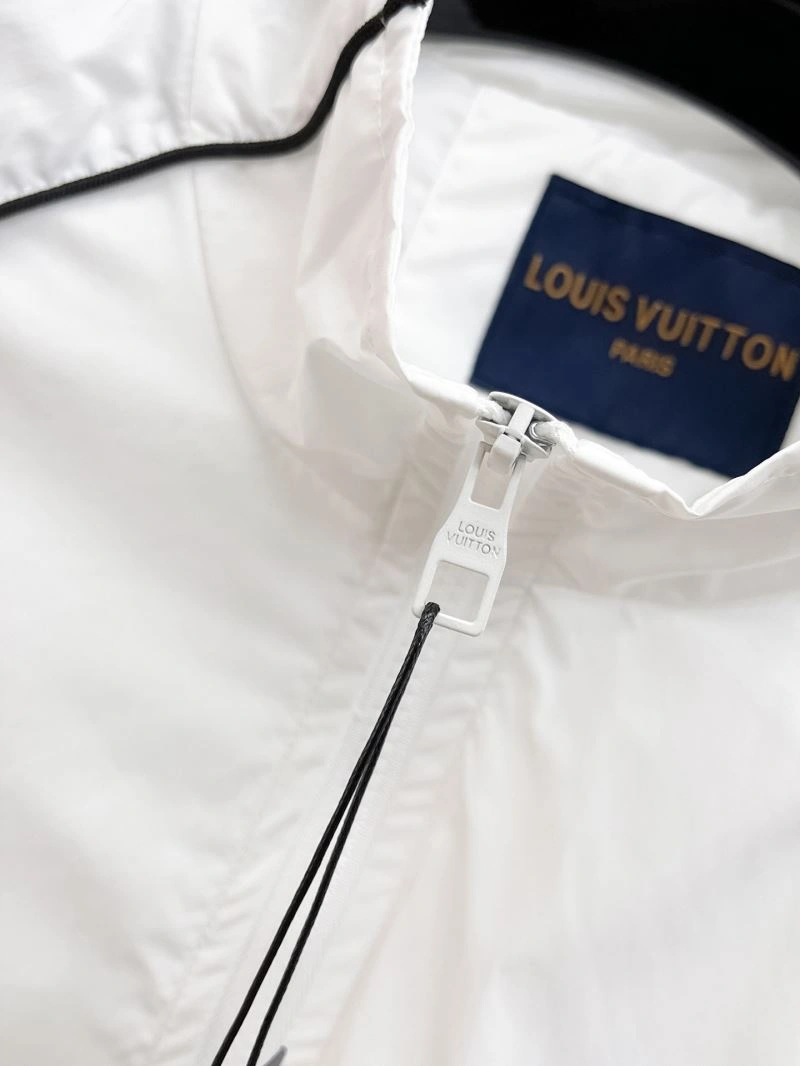 Top match Louis Vuitton Outwear