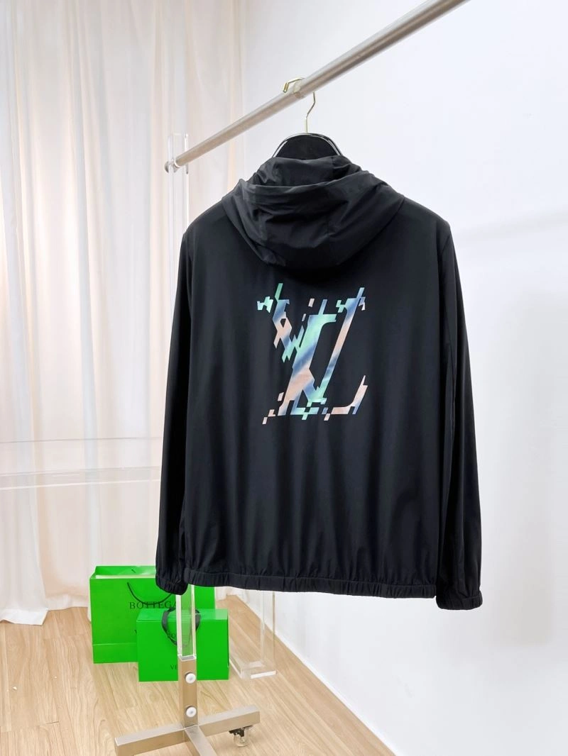 Cut-rate Louis Vuitton Outwear
