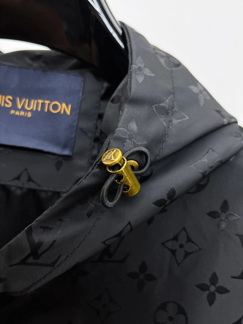Official Louis Vuitton Outwear