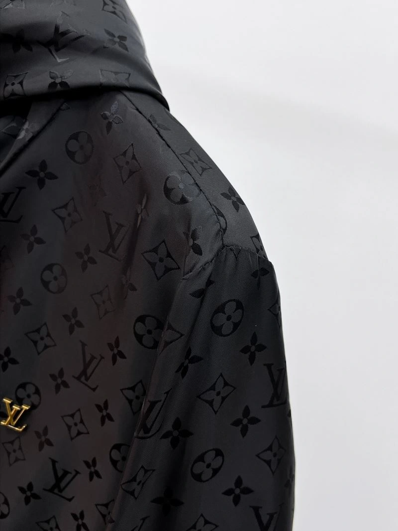 Official Louis Vuitton Outwear