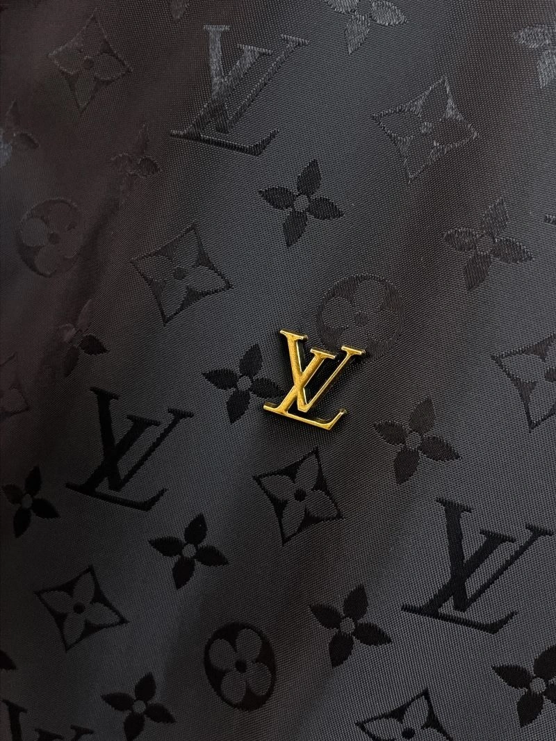 Official Louis Vuitton Outwear