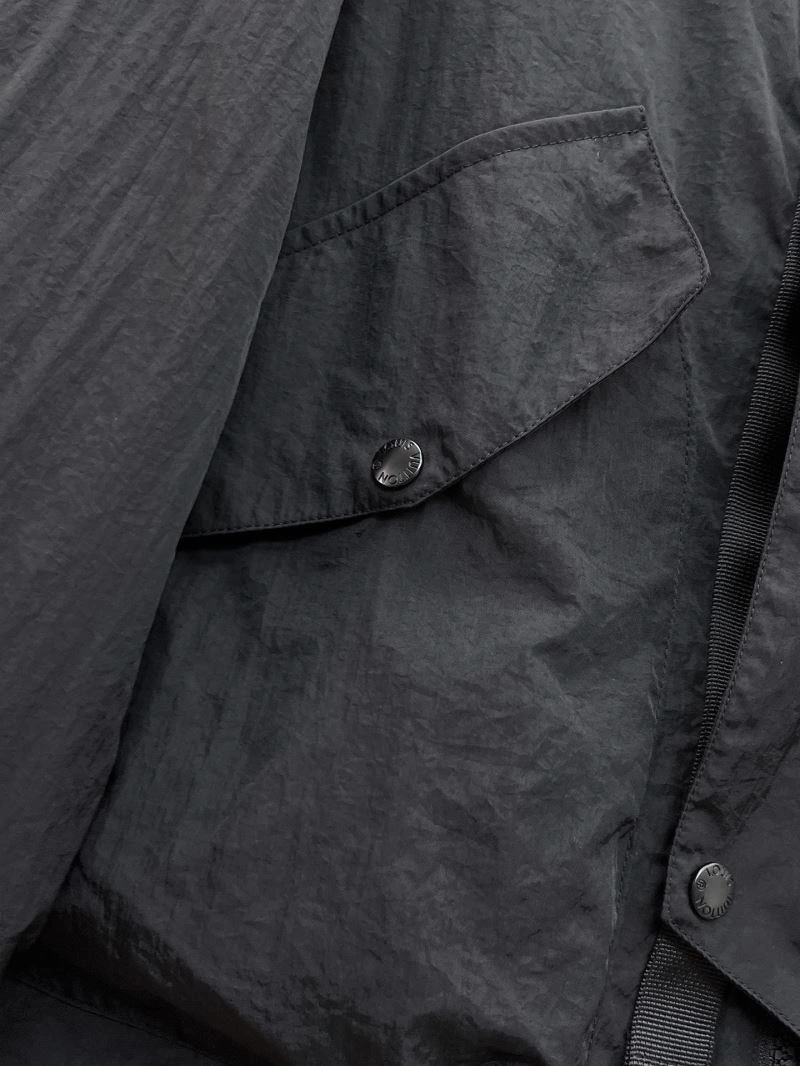 Legit Louis Vuitton Outwear
