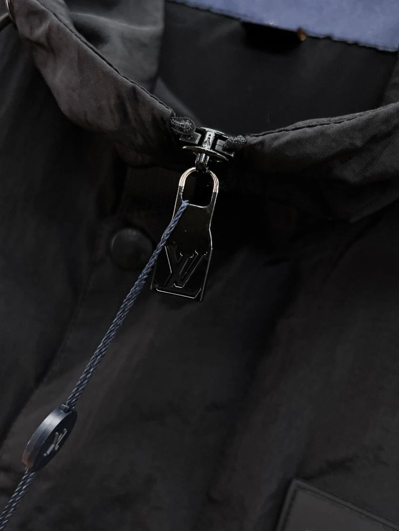 Legit Louis Vuitton Outwear