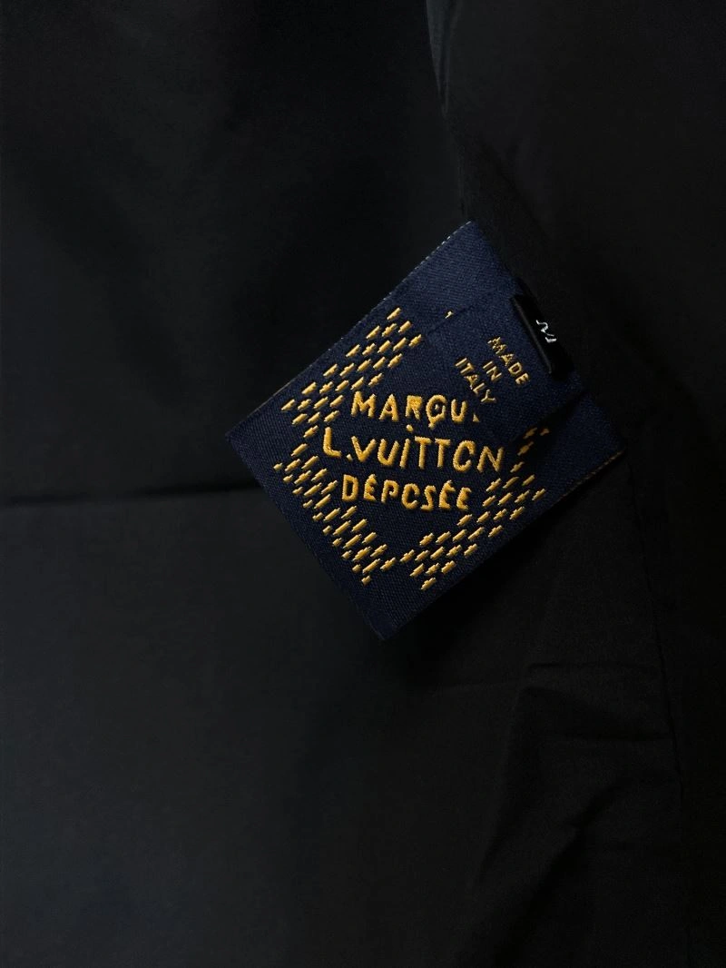 Legit Louis Vuitton Outwear
