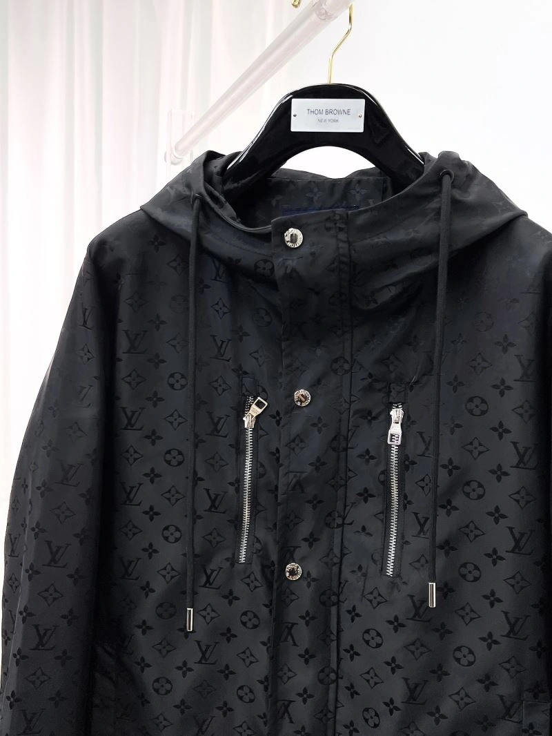 Legit Louis Vuitton Outwear