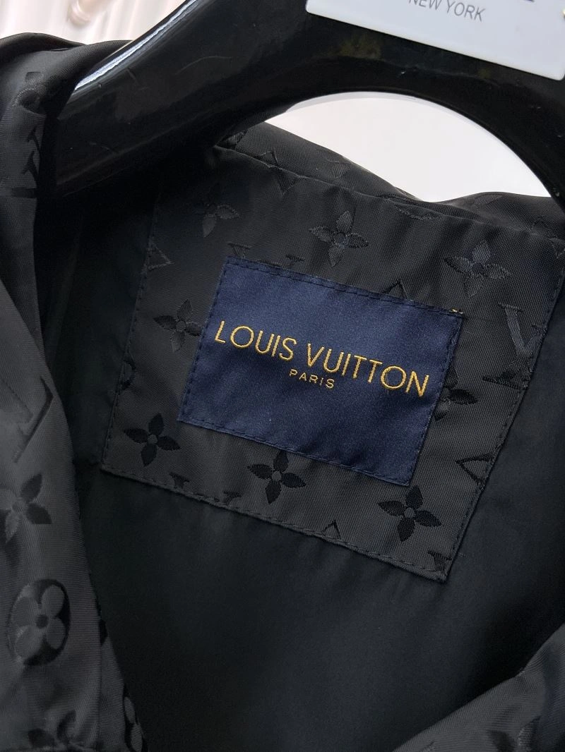 Legit Louis Vuitton Outwear