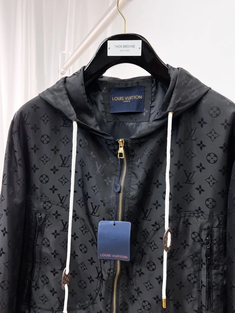 Real Louis Vuitton Outwear