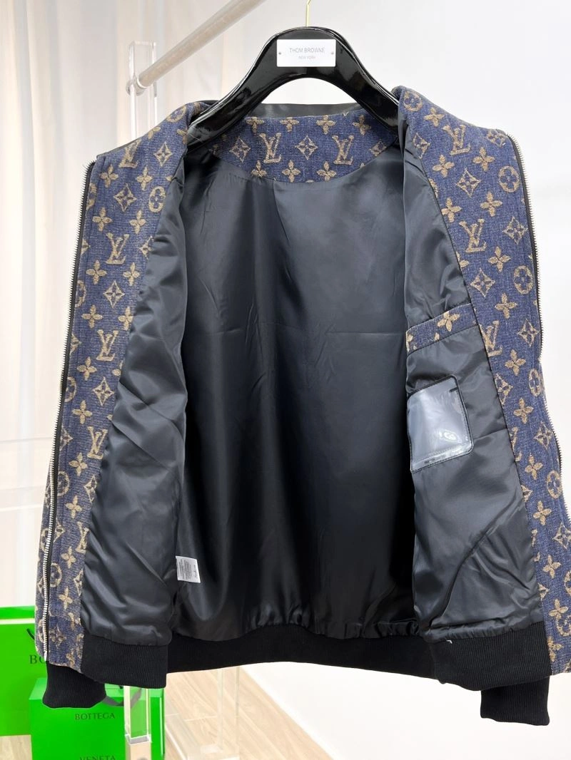 Bargain Louis Vuitton Outwear
