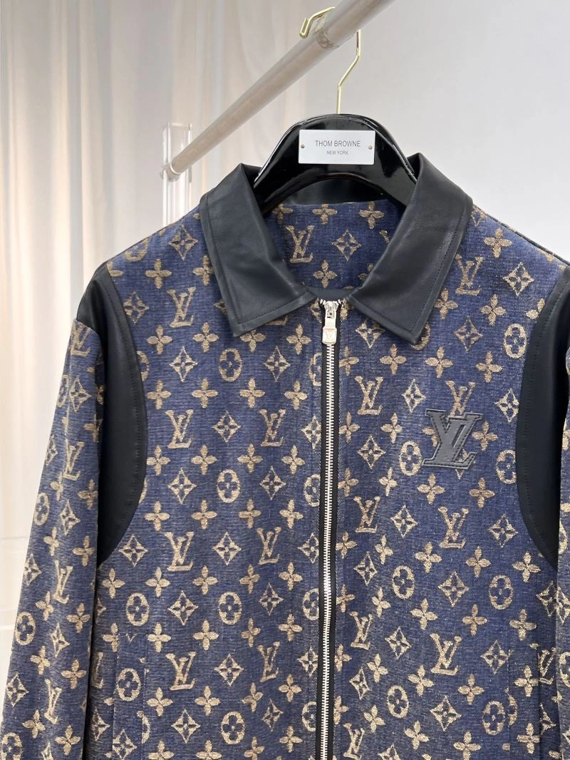 Bargain Louis Vuitton Outwear