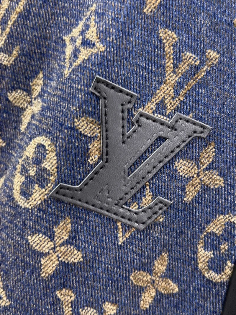 Bargain Louis Vuitton Outwear
