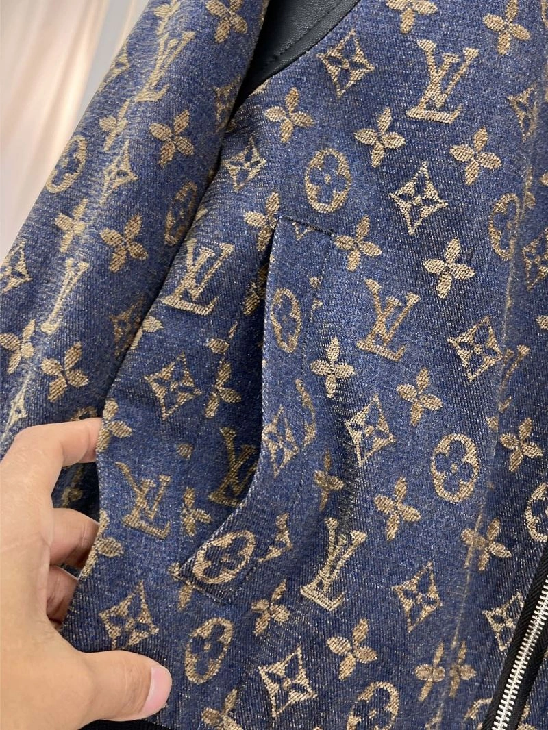 Bargain Louis Vuitton Outwear
